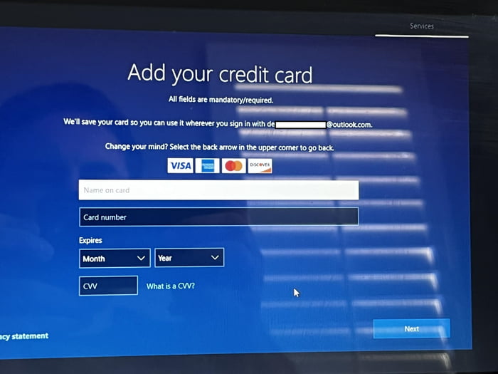 Lmao now you requiere a credit card to install windows and there's no ...