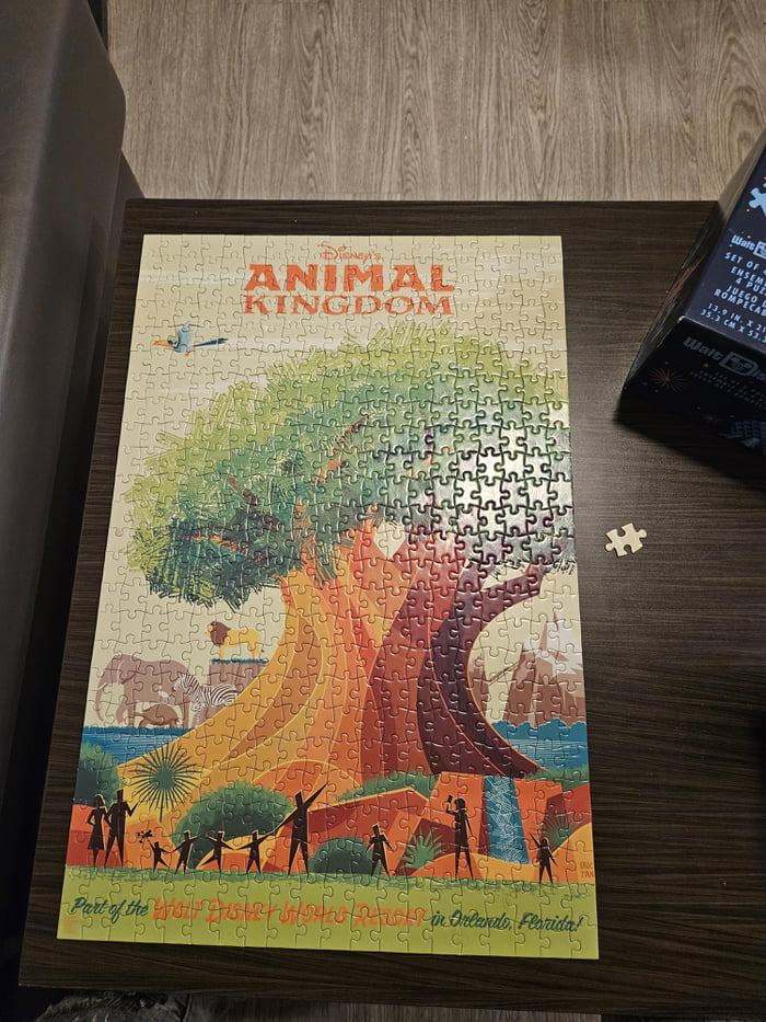 500 piece puzzle came with 501 pieces - 9GAG