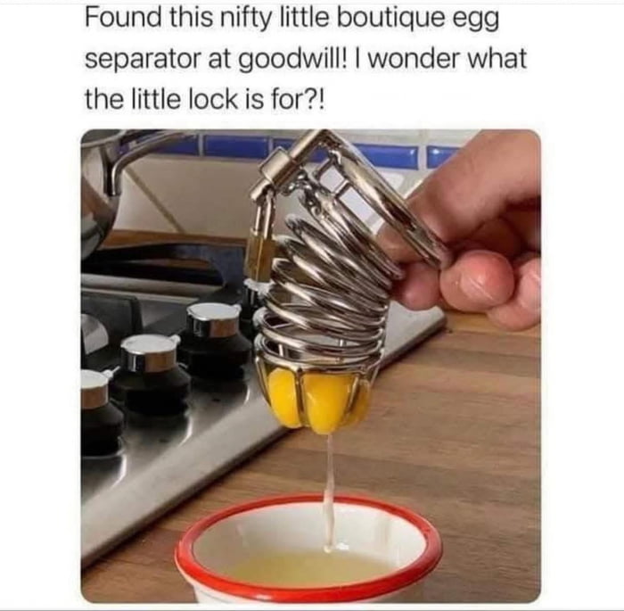 WHEN A DEMOCRAP GOES TO GOODWILL.. - 9GAG