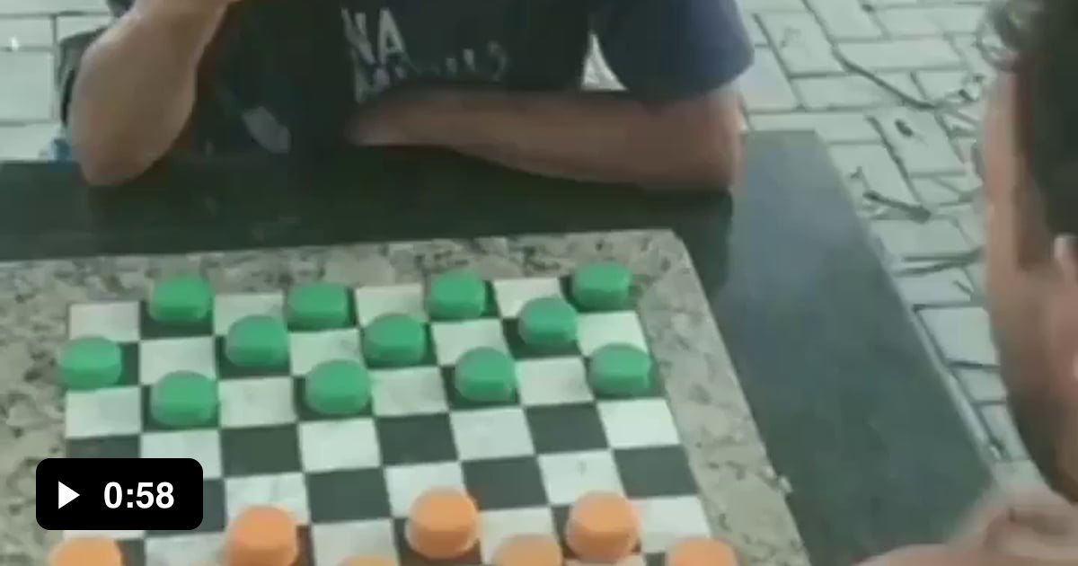 Checkers final move. - 9GAG