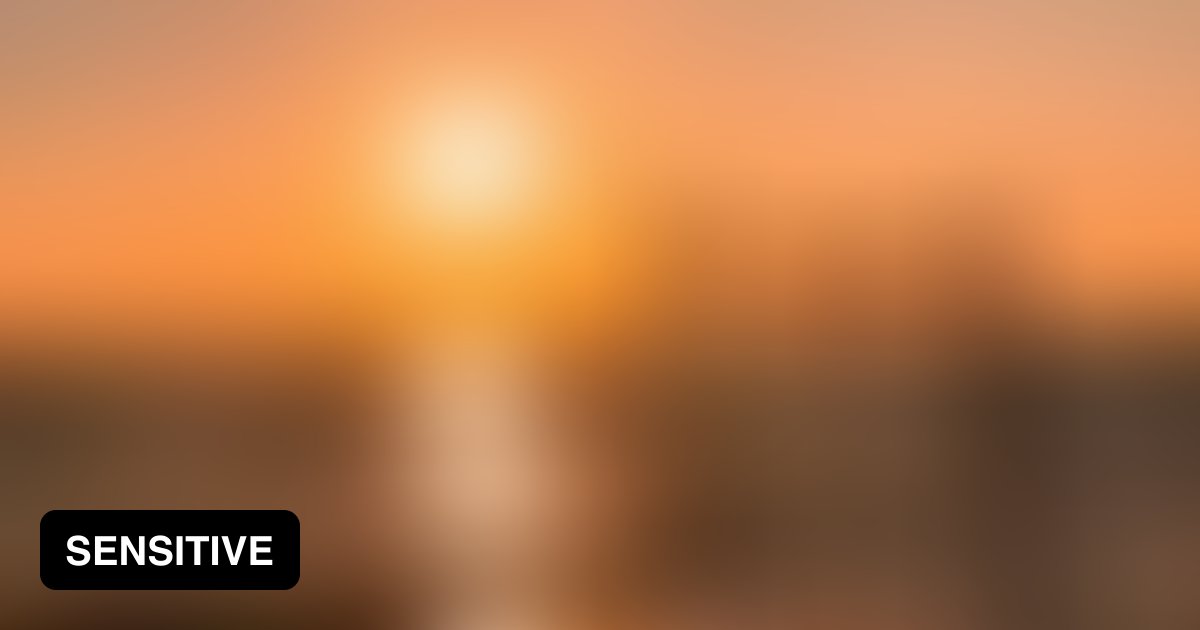 Streamer Girl forgot she is Live. - 9GAG