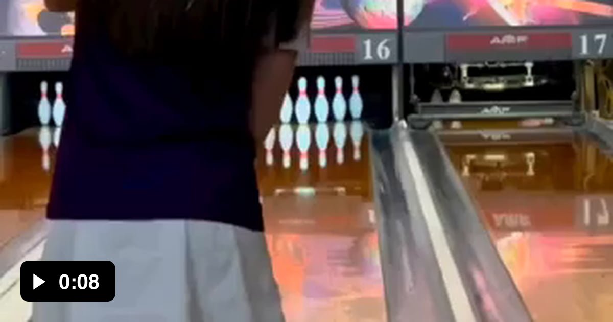 Perfect bowling shot - 9GAG