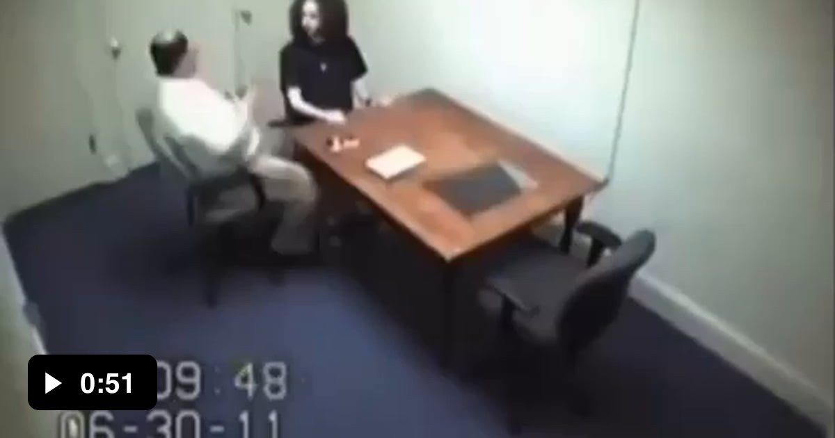 Stephen McDaniel, a killer doesn't move much during a 2 hour interrogation - 9GAG