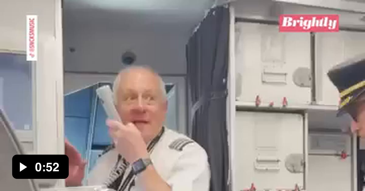 Pilot shares his last flight with his daughter who the a co-pilot - 9GAG