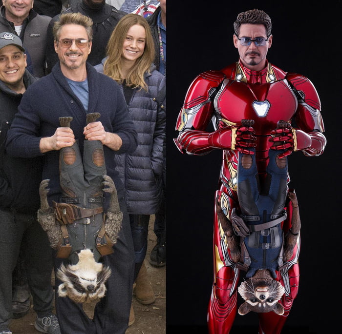 Recreated this RDJ pose in the cast photo - 9GAG