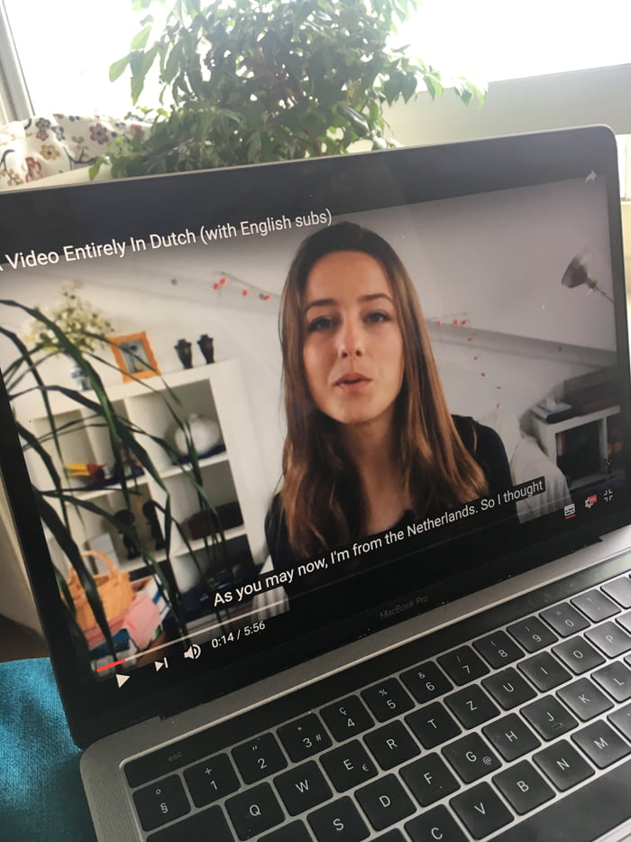 Do you know a good Dutch TV Show/YouTube channel who always has English ...