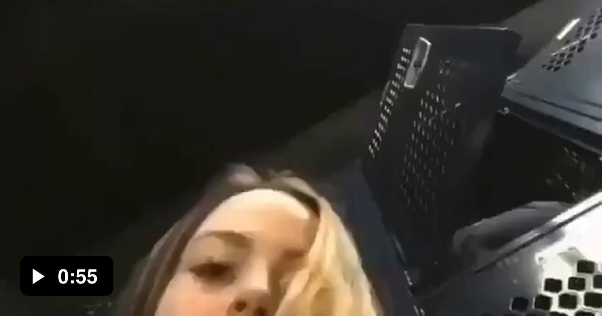 Girl locks herself in a locker while making a video. - 9GAG