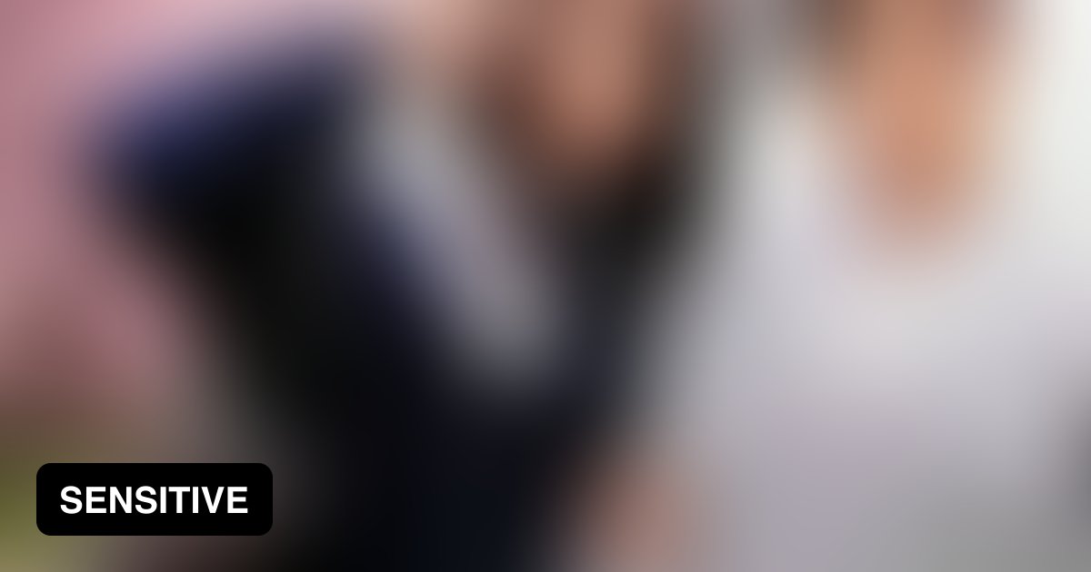 Does anyone know. Please - 9GAG