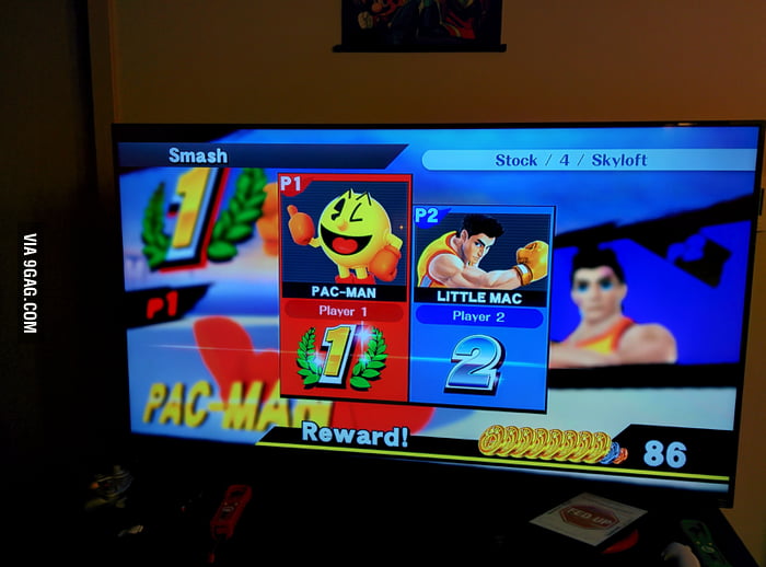 Pacman winning the fight of the century - 9GAG