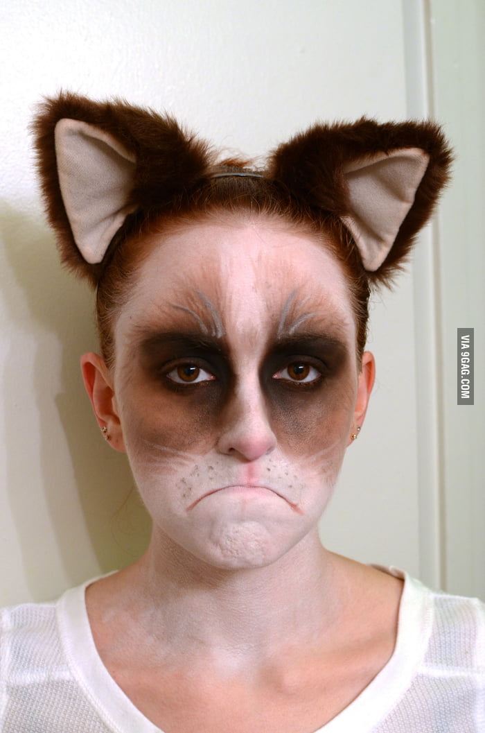 Grumpy Cat makeup success! - 9GAG
