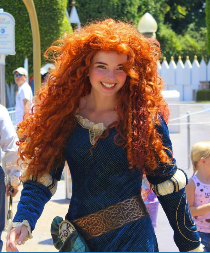 Curly, blue eyed, ginger master race - 9GAG