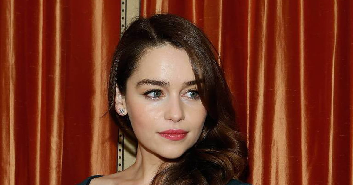 Emilia Clarke - 9GAG