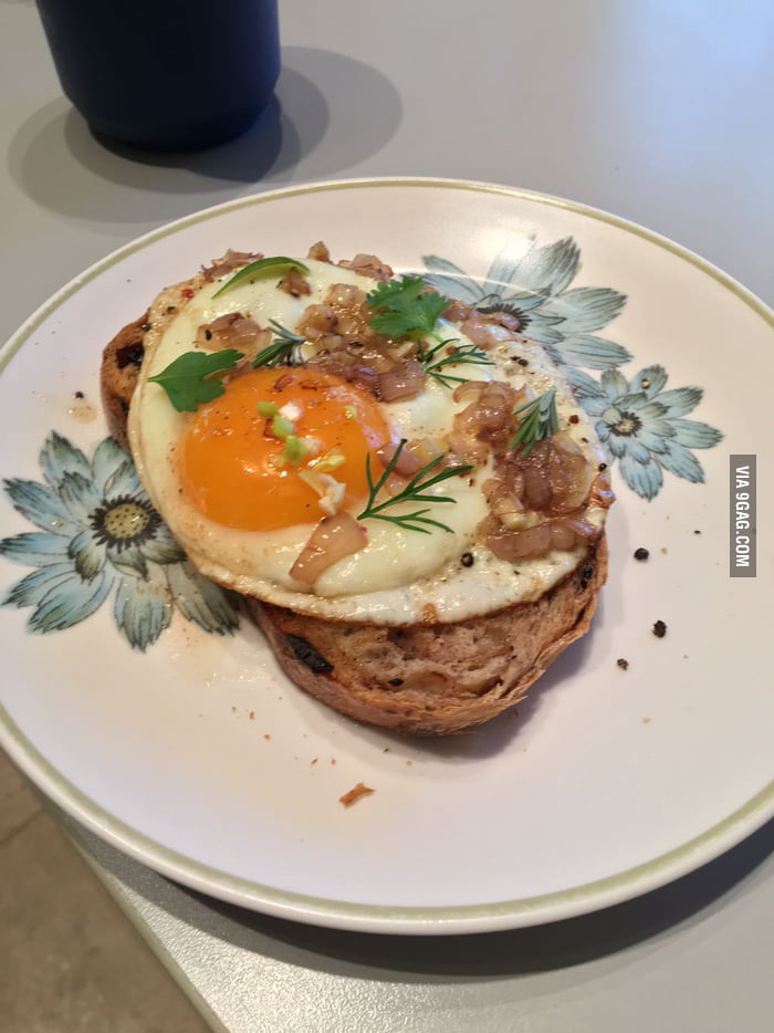 A good egg on olive bread. - 9GAG