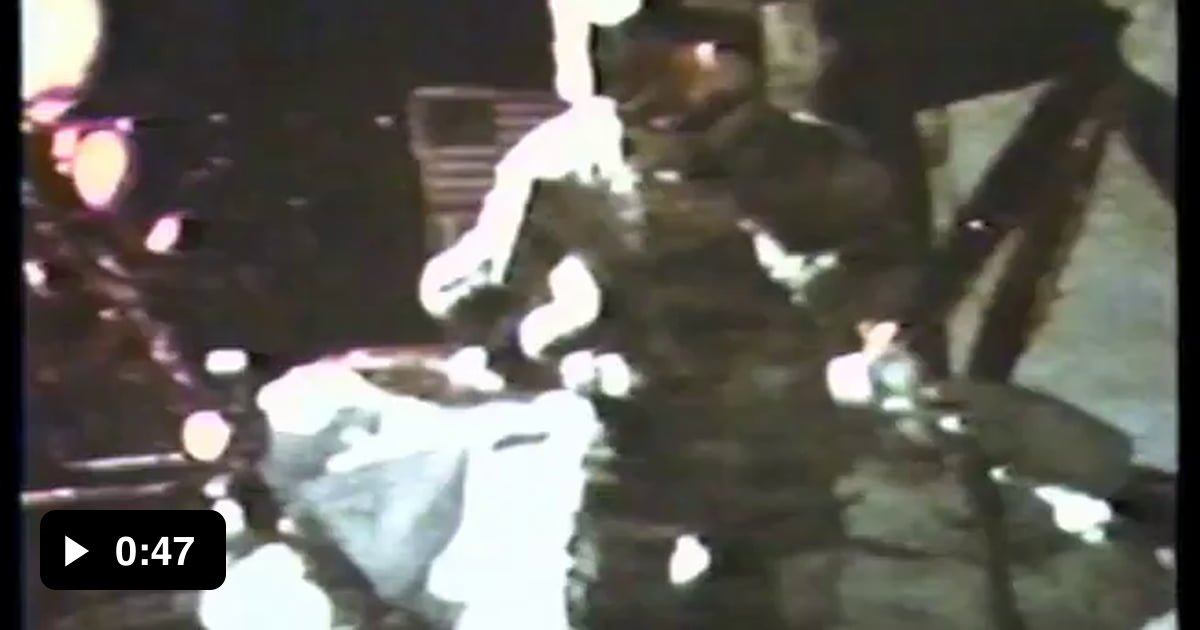 During the Apollo 15 mission in 1971, astronaut David Scott showed that ...