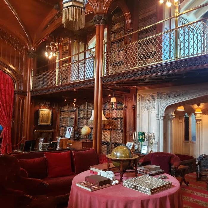 Library at Arundel Castle - 9GAG