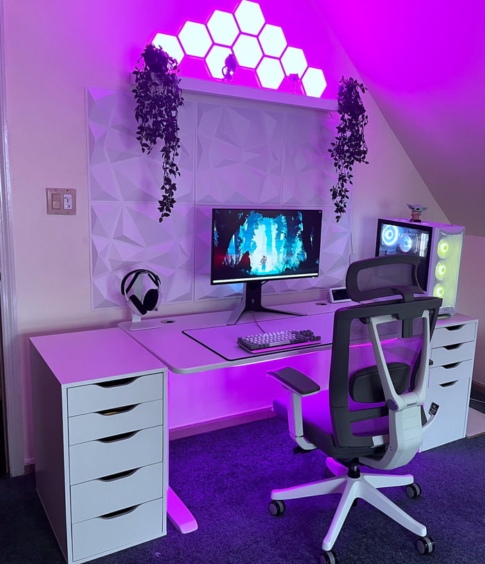 Current Battle station! Anyone else use Prime Day to upgrade their setup? - 9GAG