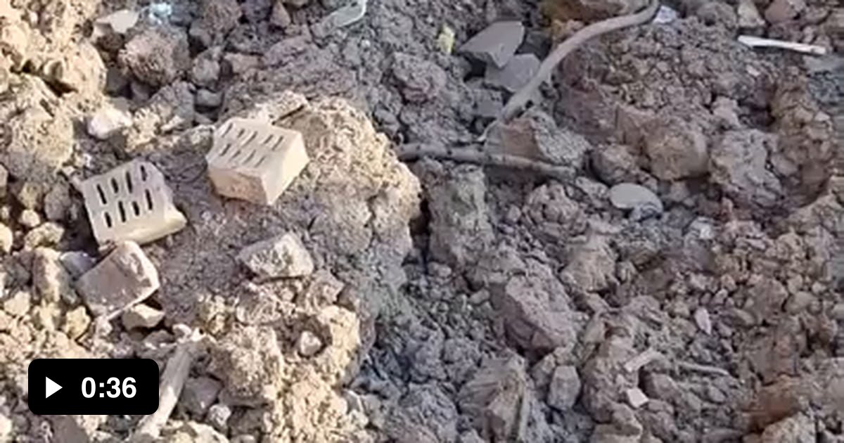 A fighter of the "Ghost" sniper group of the 1st presidential brigade ...