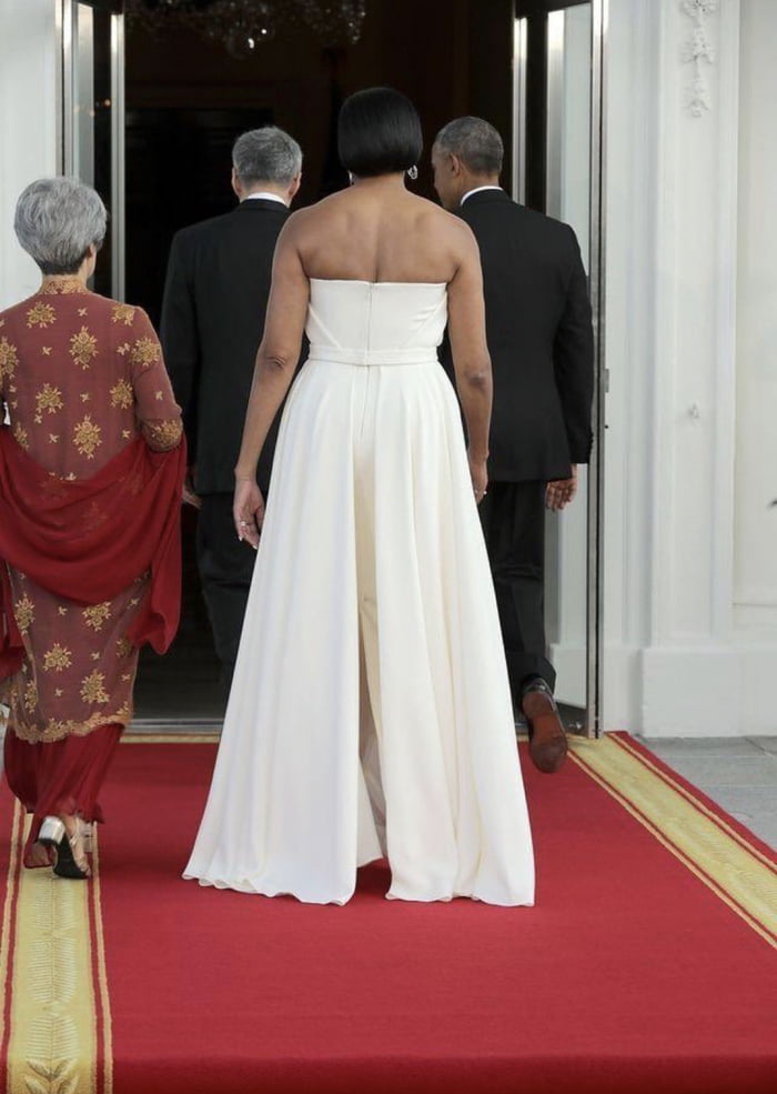 In other news,Michelle Obummer is a man. - 9GAG