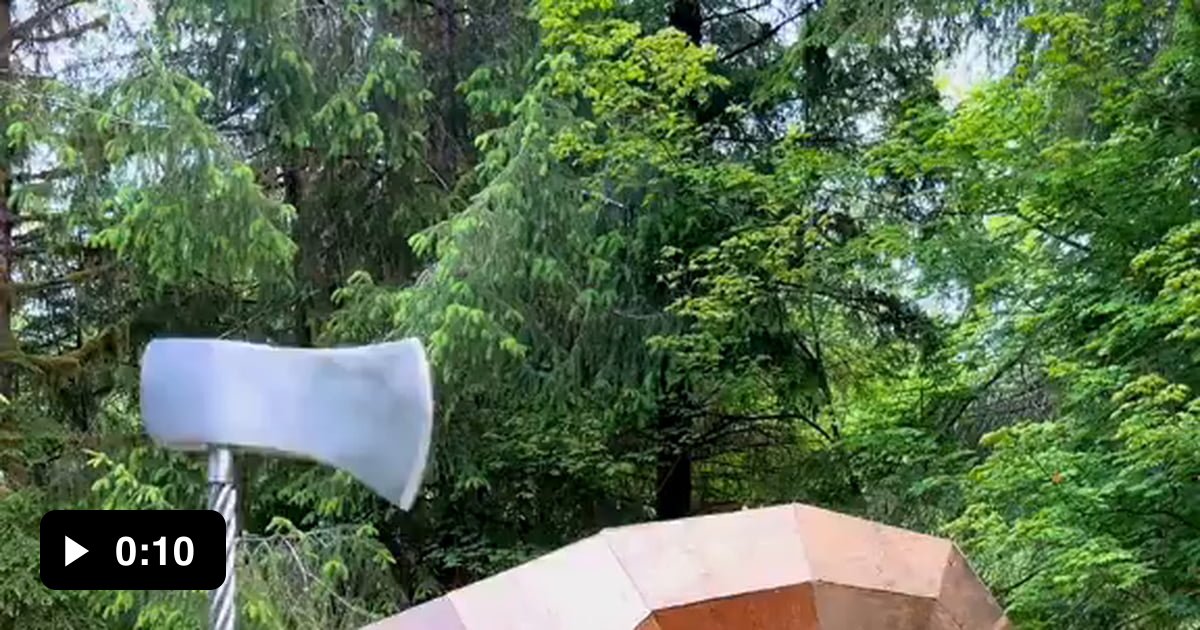 He uses a floppy hamm..eh axe, for more kinetic energy - 9GAG