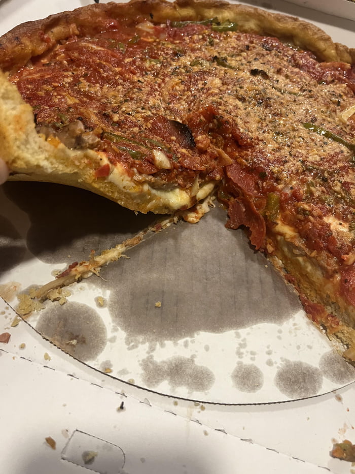 Chicago Deep Dish - 9GAG