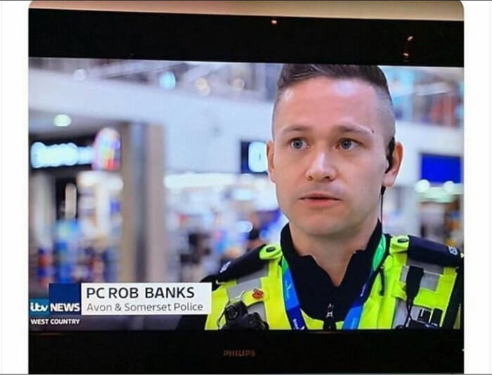 He's in the wrong job - 9GAG