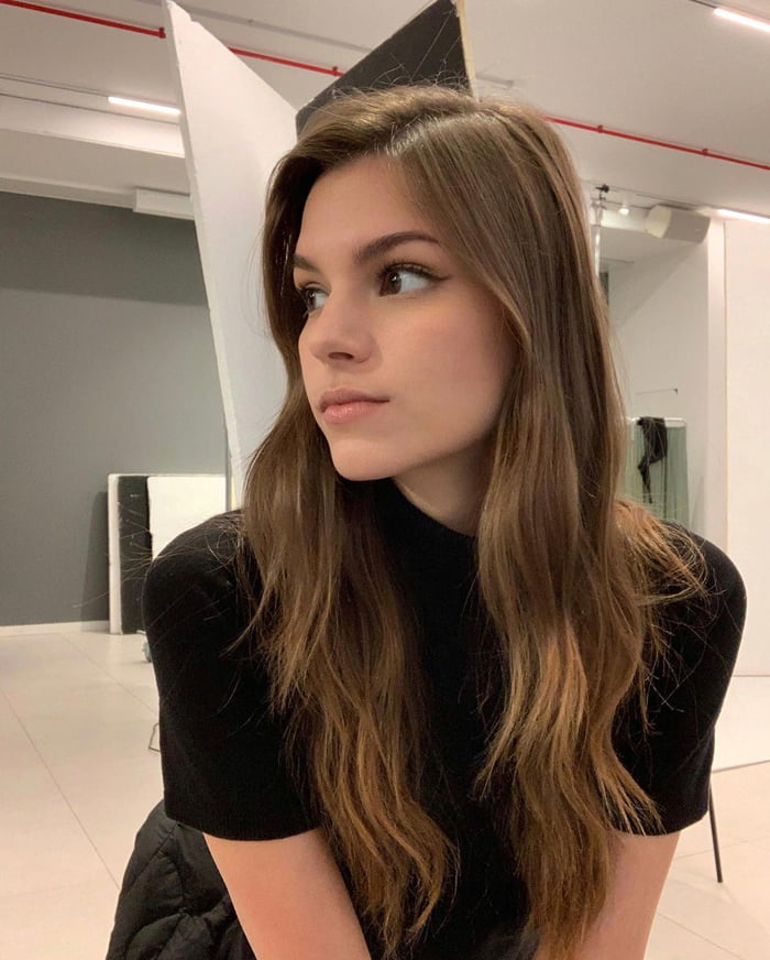 Kallie Kurudzhy - 9GAG