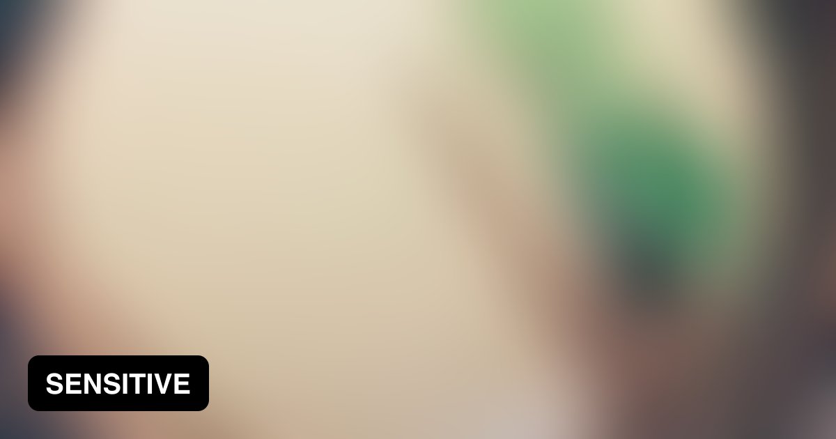 Stuck step sister - 9GAG