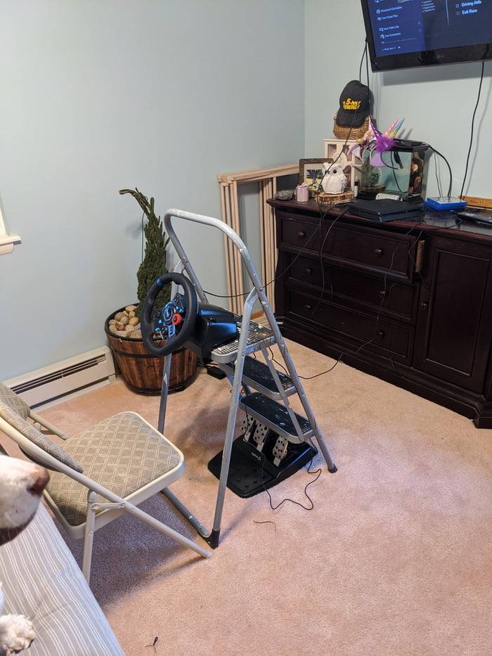 Just got into Sim racing .check out my sweet setup so far - 9GAG
