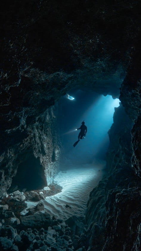 Freediving in this crystal clear cave (Spain). - 9GAG
