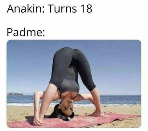 Spread those portmans... - 9GAG