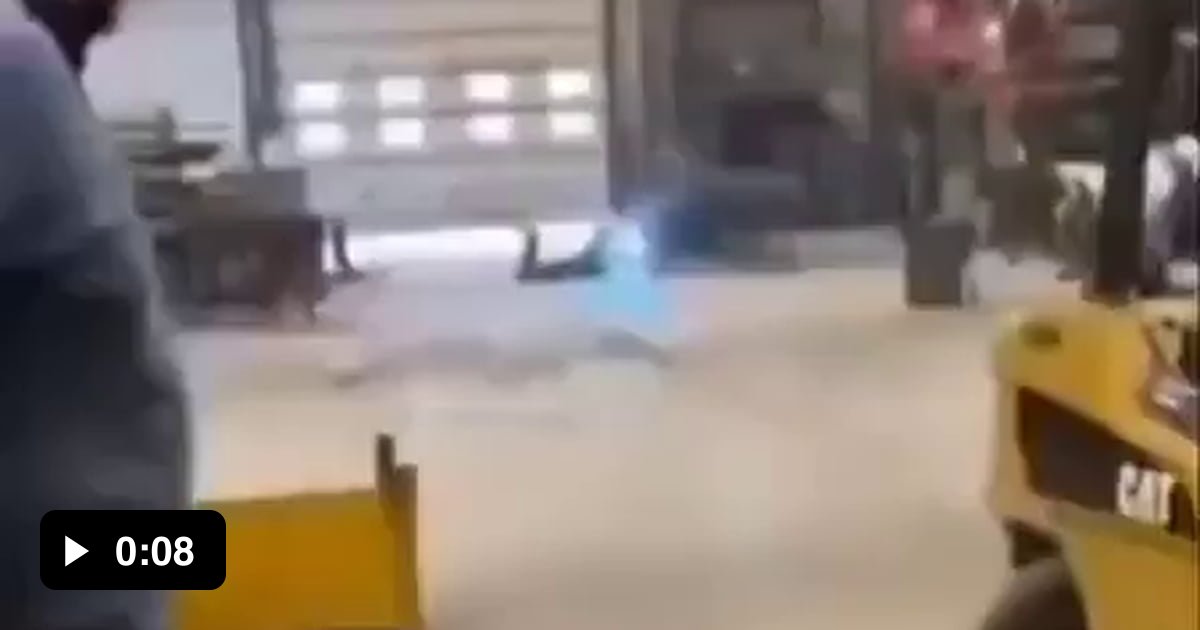 Felt cute, might chip off slag later - 9GAG