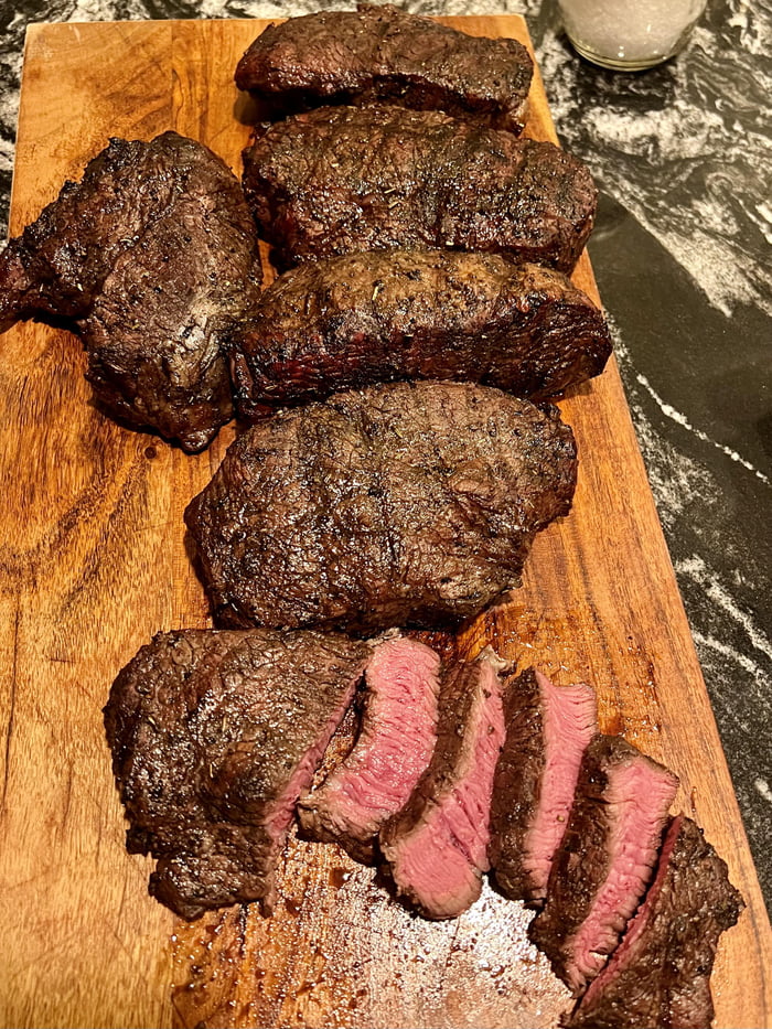 Medium Rare Picanha (Sirloin Cap) - 9GAG