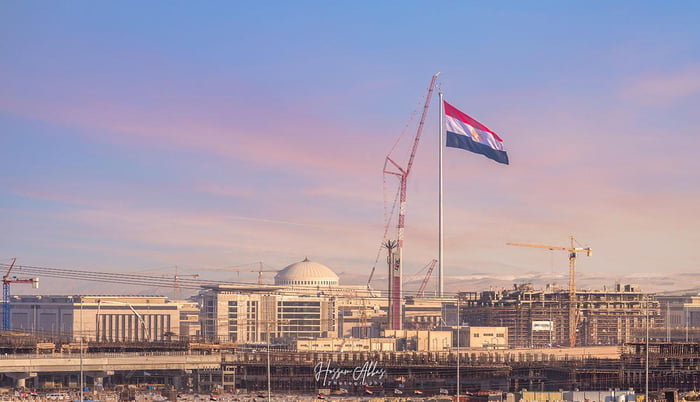 The installation of the talest flagpole in the world. Egypt's New ...