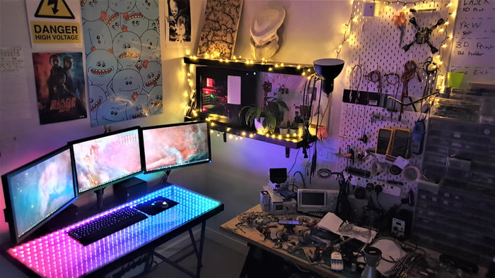 Opinions on the LED infinity desk? - 9GAG