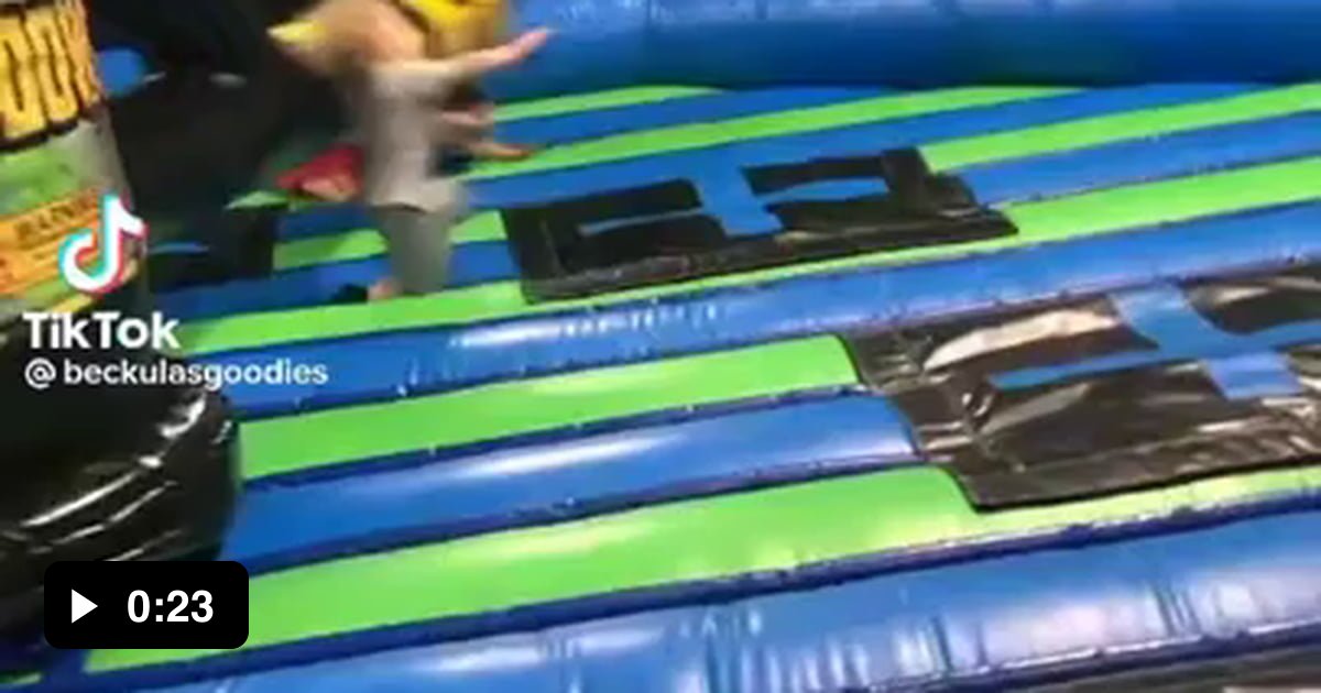 Poor kid. 😆 - 9GAG