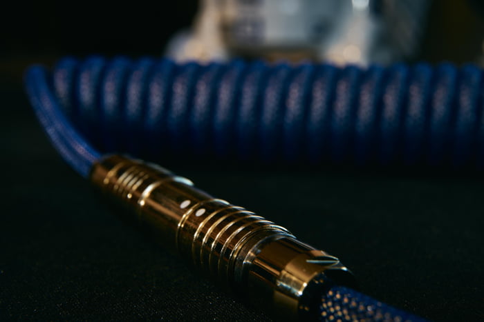 Cablemod does custom keyboard cables now - 9GAG