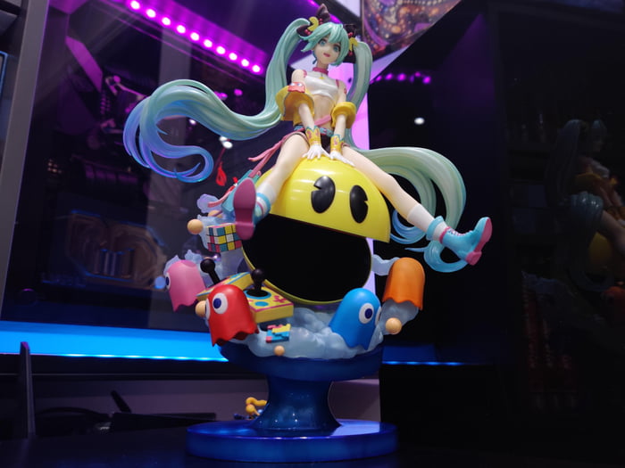 Miku Pac-Man! - 9GAG