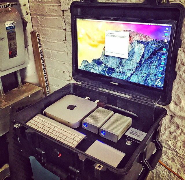 Portable Simple Rugged Mac Mini Cyberdeck Build For Gaming/Work/Study ...