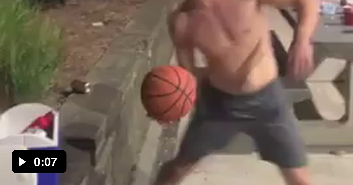 They both have nice aim. - 9GAG