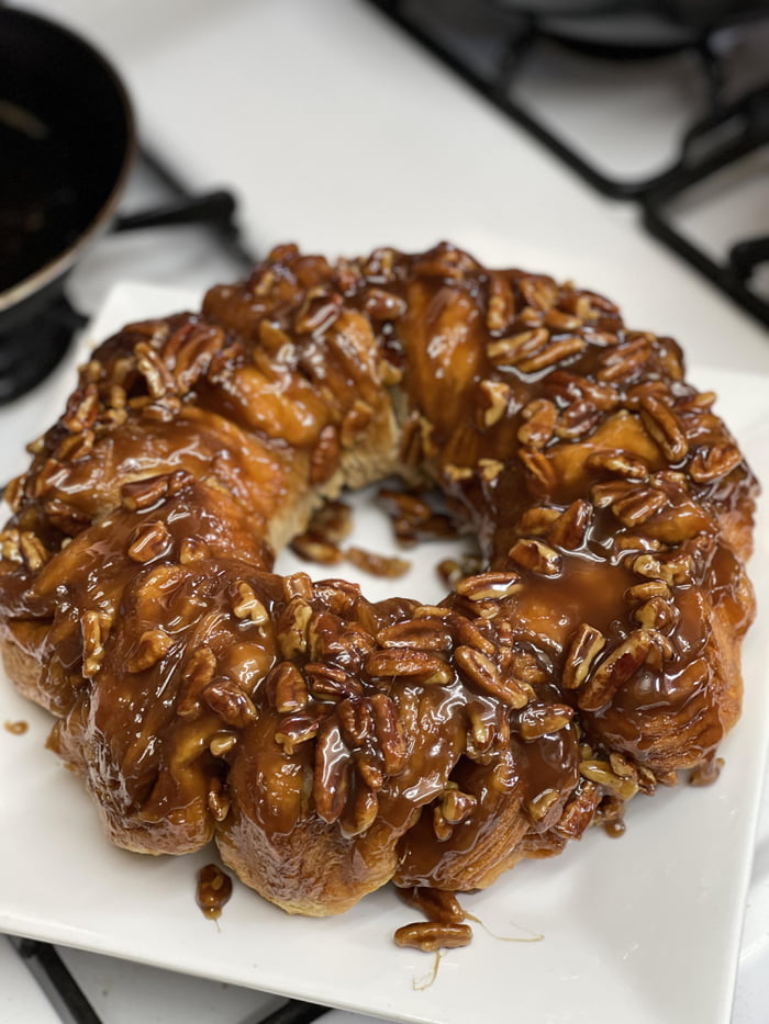 Crunchy Pecan Ring - 9GAG
