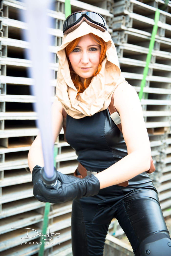 Comic con antwerp as Mara Jade - 9GAG