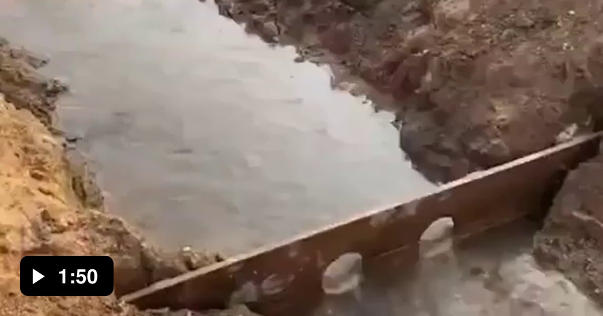 Man casually builds a dam all by himself - 9GAG