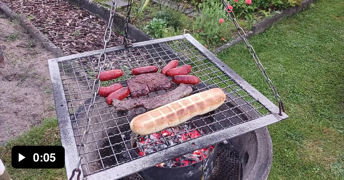 Grilling in ze Schrebergarten. Greetings from Germany. - 9GAG