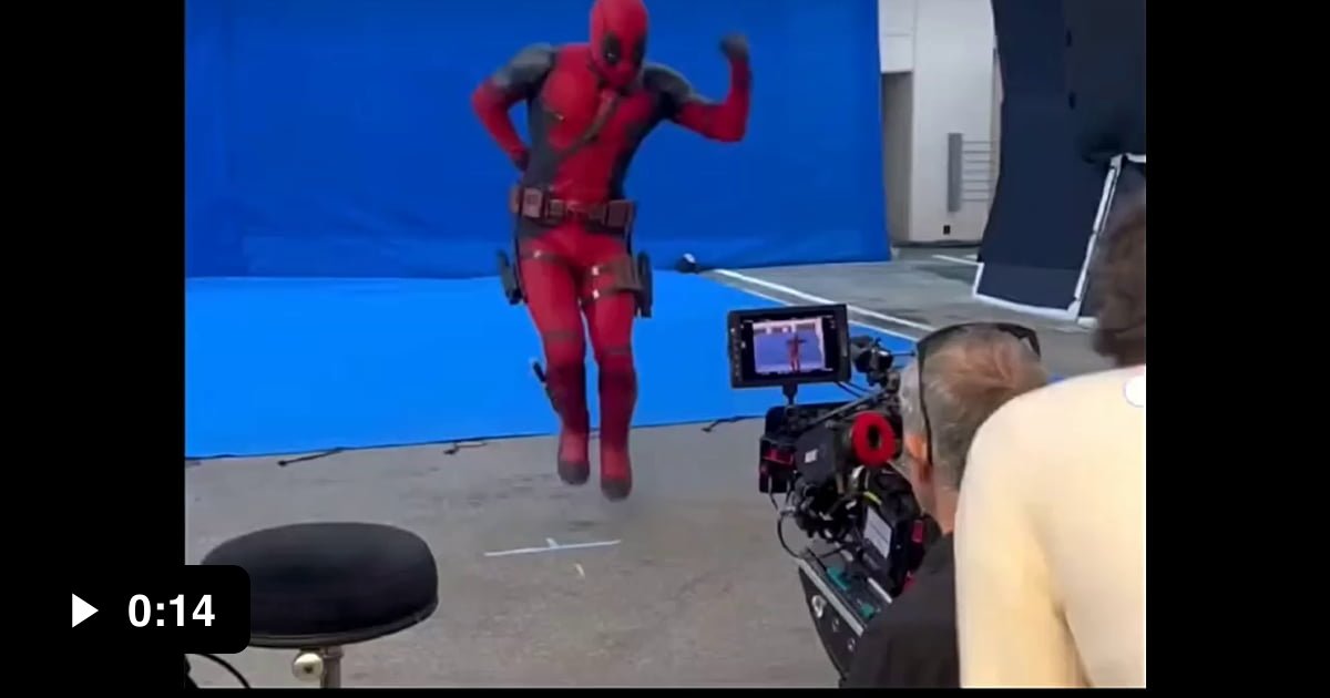 Deadpool dance, Deadpool dance everywhere - 9GAG