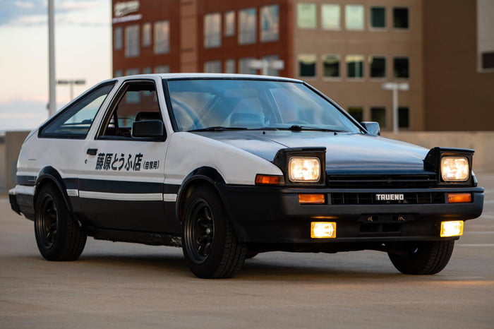 1986 Toyota Corolla Initial D Replica - 9GAG