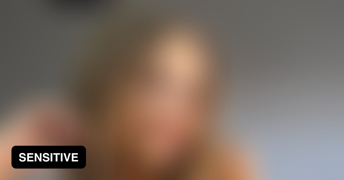 Oiled Up. ready for Action - 9GAG