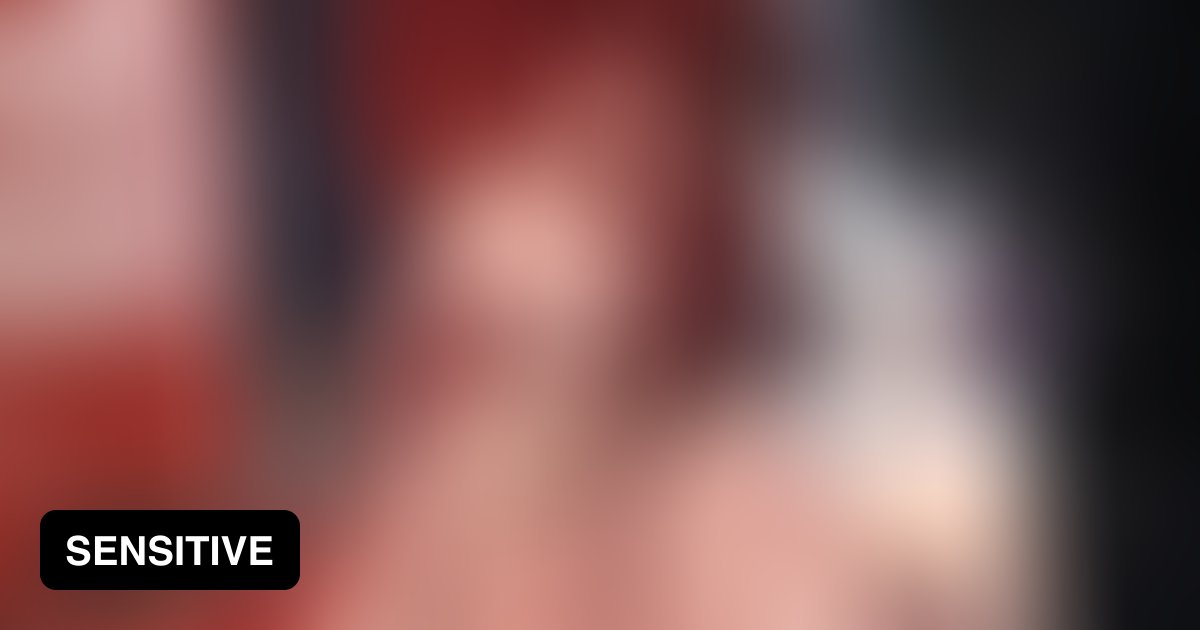 Mommy Eve in dress - 9GAG