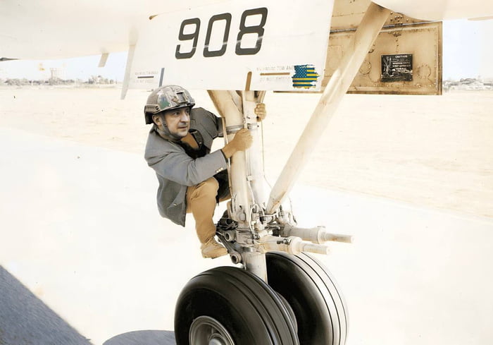 Hold on tide, it'll be a bumpy ride - 9GAG