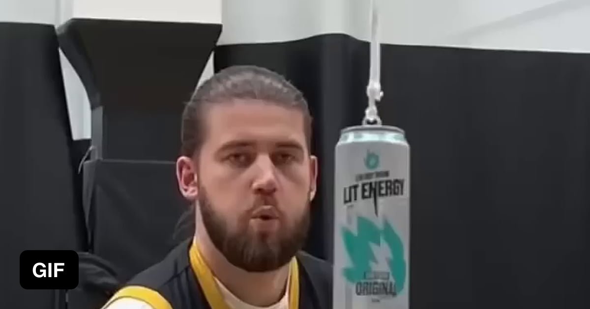 This move is nuts - 9GAG