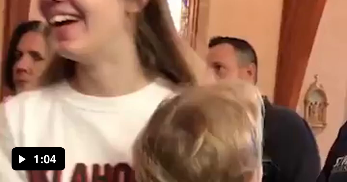 Toddler gives a hug to everyone passing by her at the church💕 - 9GAG